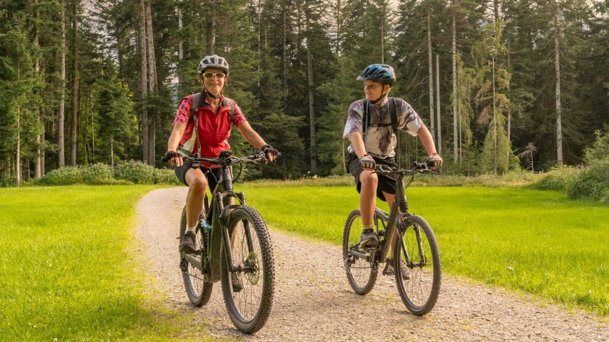 What Are The (Great) Features of Electric Bikes? - RIDEeMTB.com 2023
