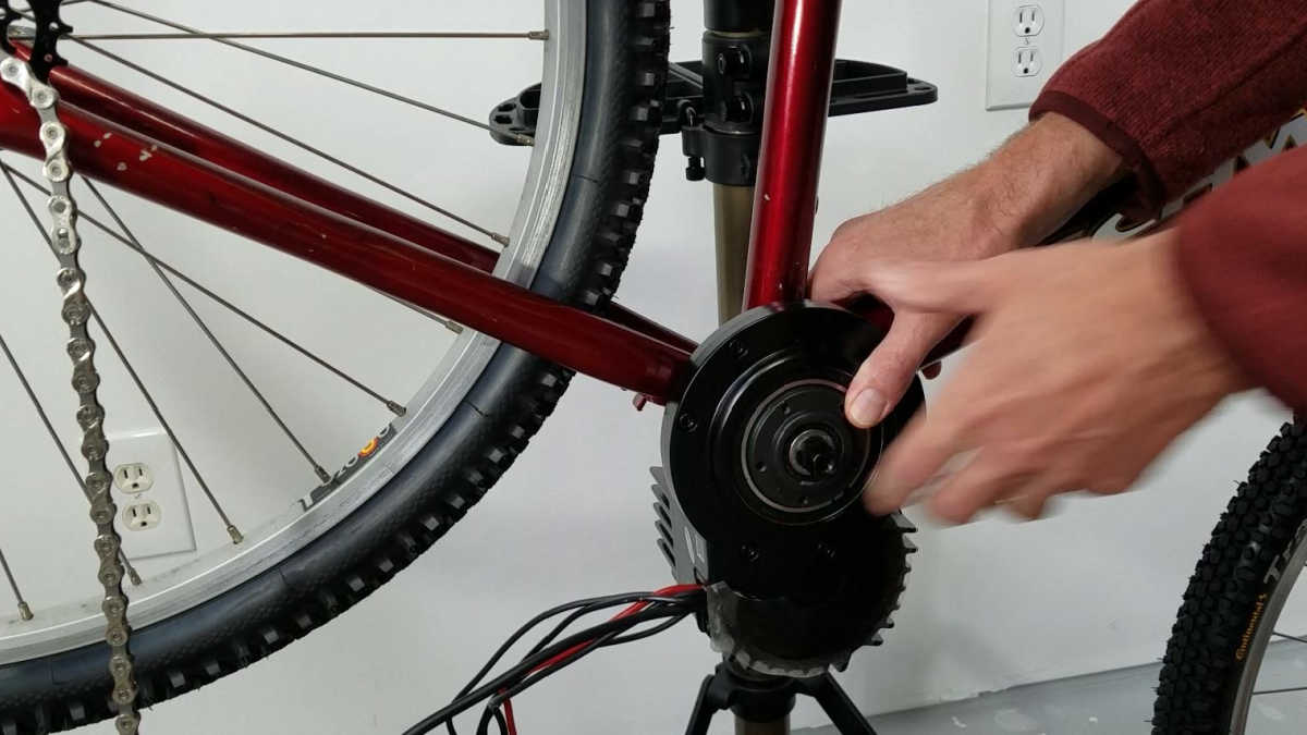 How to Assemble a Mid-Drive Motor on a Bike - RIDEeMTB.com 2025